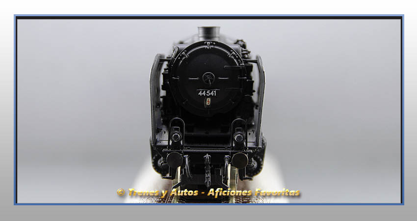 trenesyautos-aficionesfavoritas trenes 000 001 05 H0 locovapor 001 01 0017 BR-44 roco43266